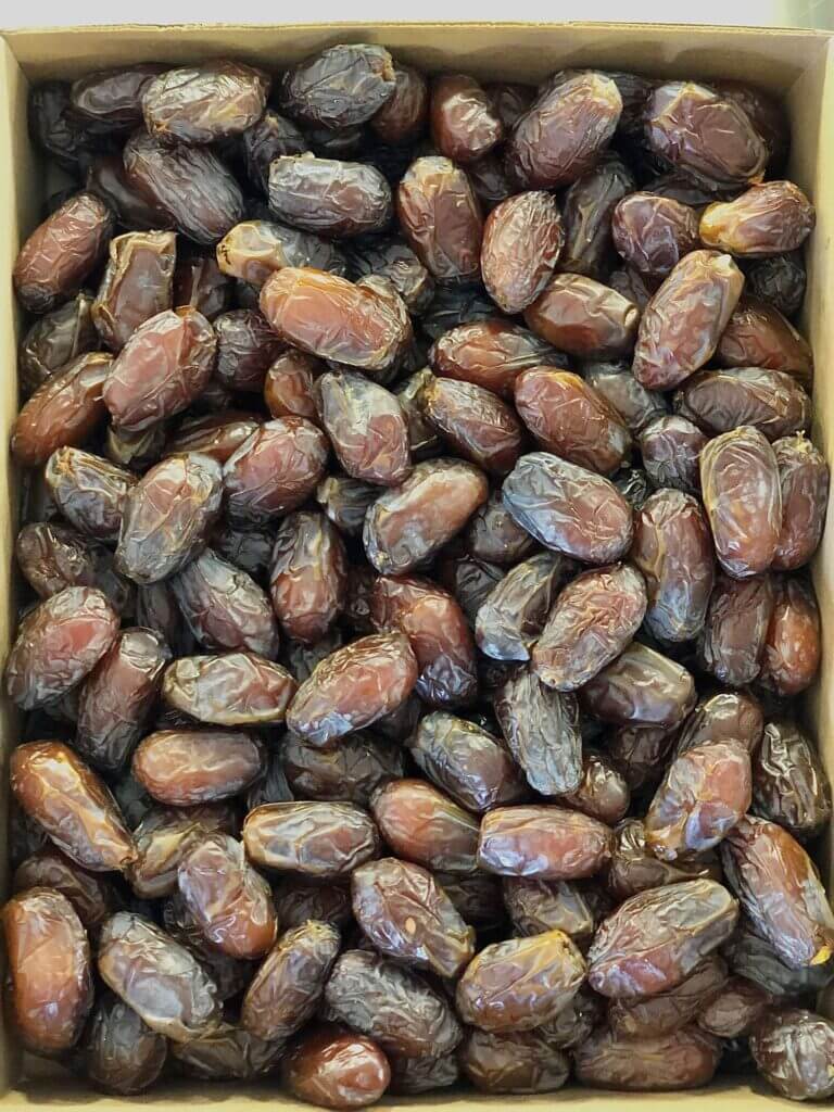 Big Date Love - 15 Pound Box Organic Medjool Dates - Rancho Meladuco ...