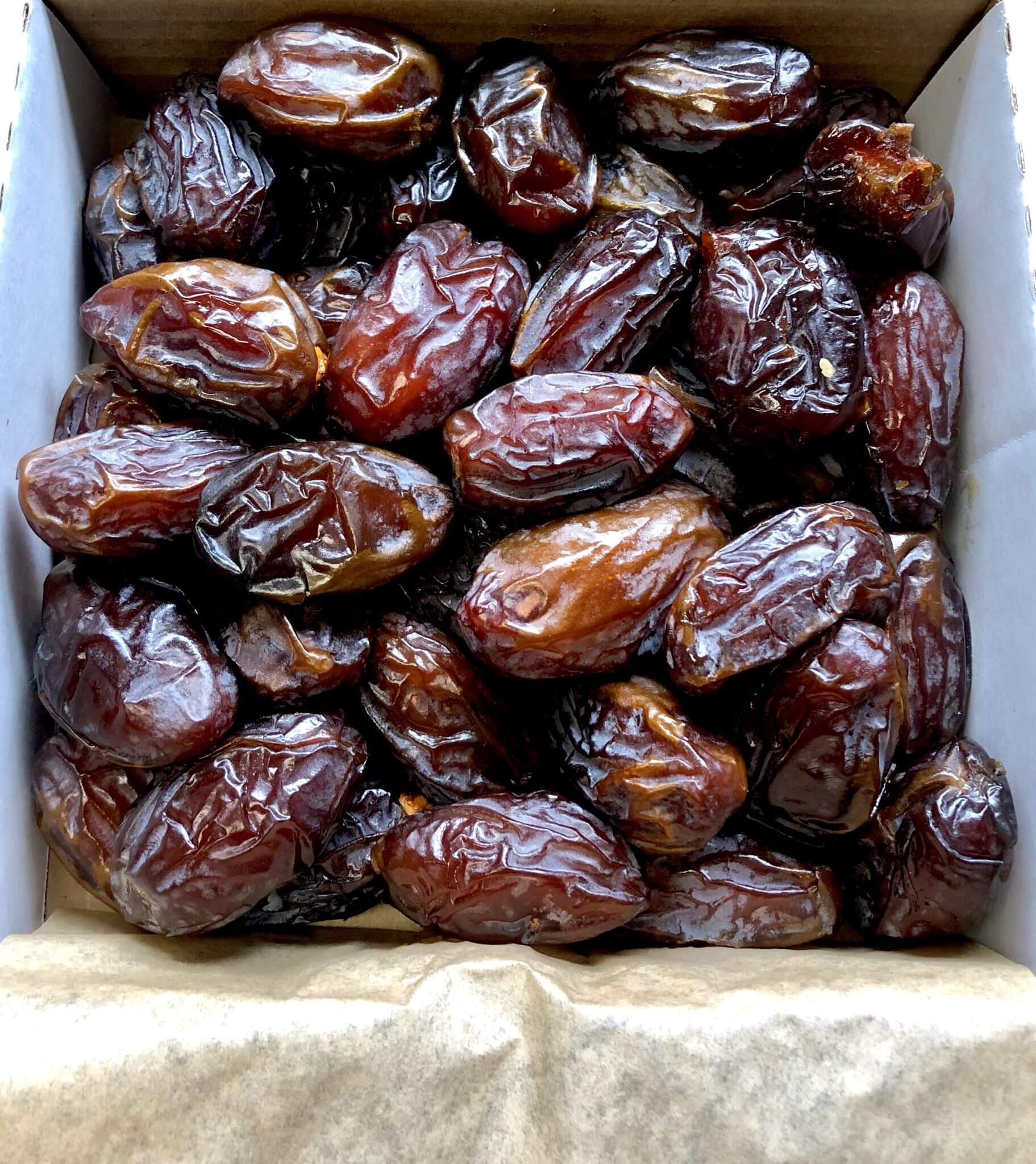 New Loose Pack - Mixed Size Medjool Dates - Rancho Meladuco Date Farm